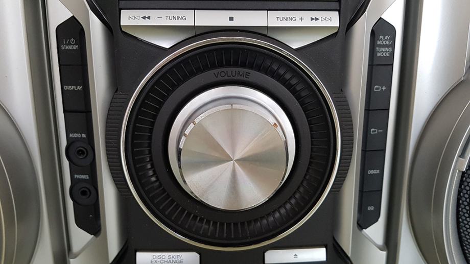 Sony linija MHC-EC55