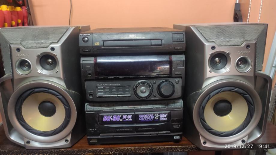 Sony RX 50 sa zvučnicima