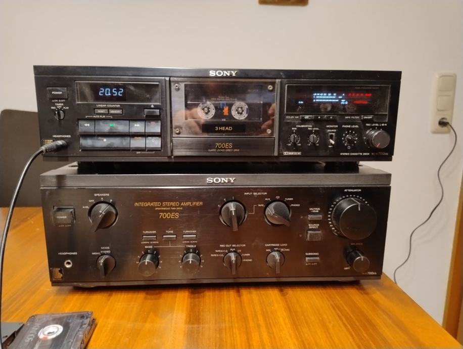 Sony tc k700es