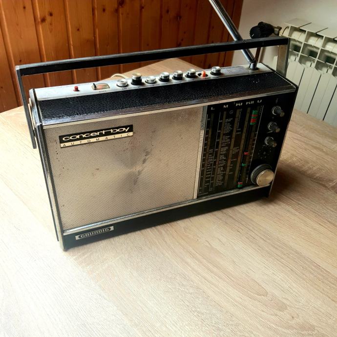 Tranzistor GRUNDIG