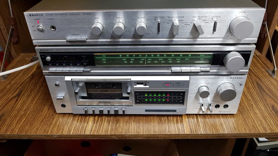 VINTAGE SANYO HI FI LINIJA