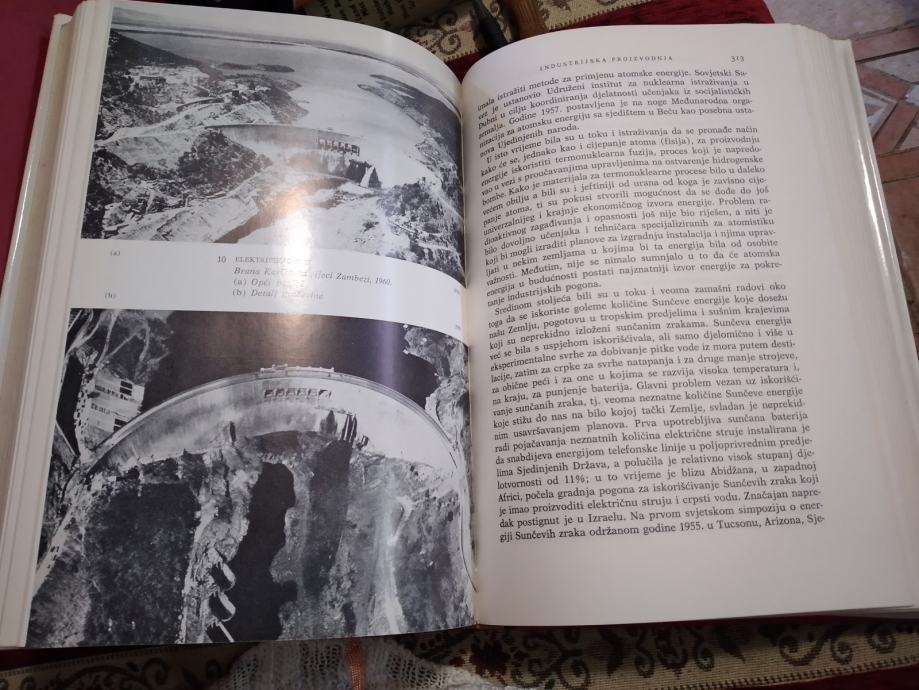 DVADESETO STOLJEĆE CAROLINE F. WARE K.M., NAPRIJED ZG 1969