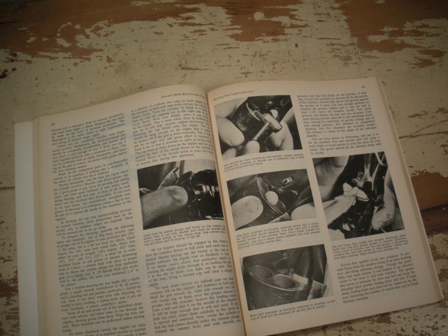 SHOOTERS BIBLE-BLACK POWDER GUIDE-Mayor George Nonte-1969-USA