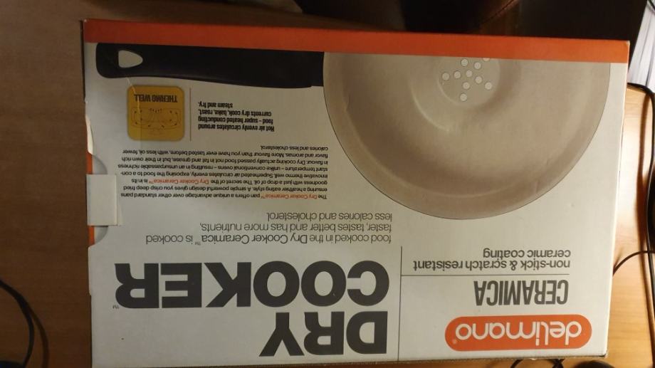 Delimano Dry Cooker Ceramica nekorištena tava za nemasni kuhanje