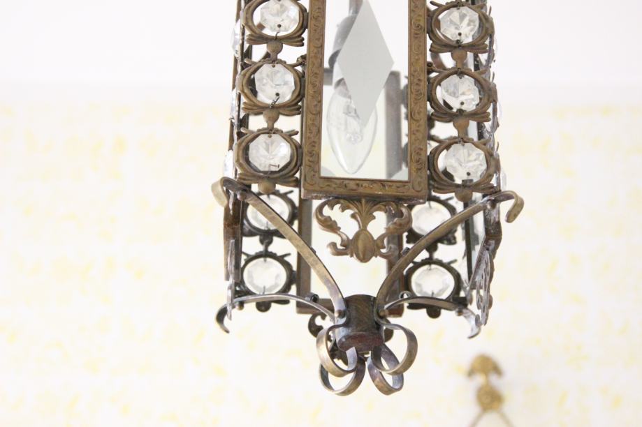 Antikni kovani luster