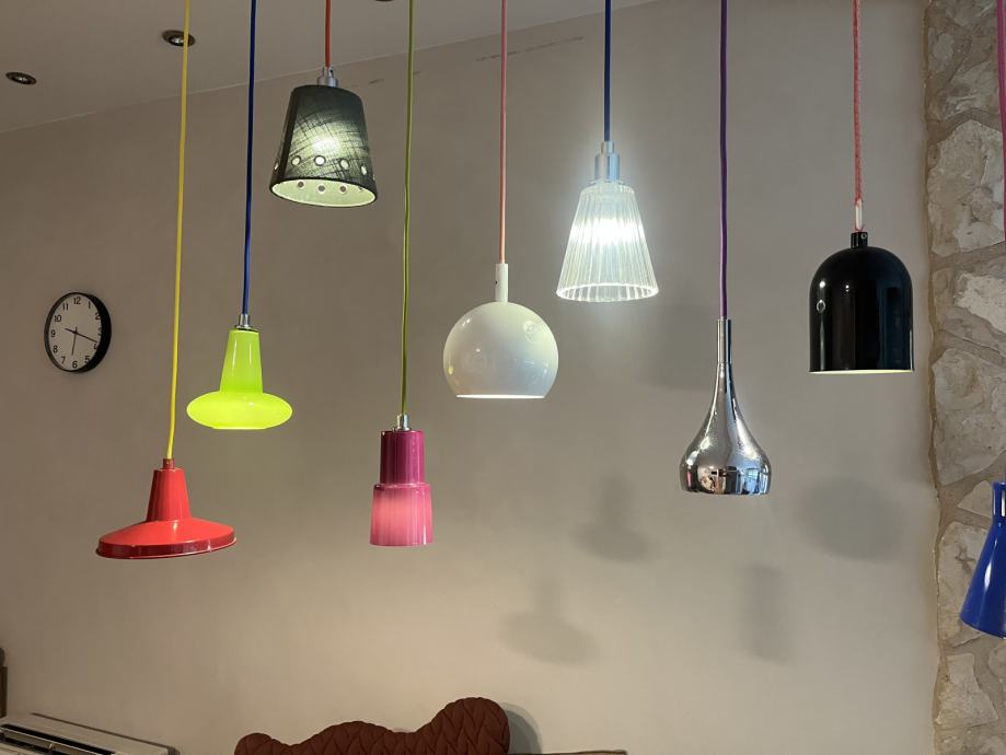 Prodajem Kare luster s više visilica