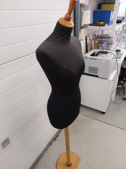 Lutke za izlog i butik