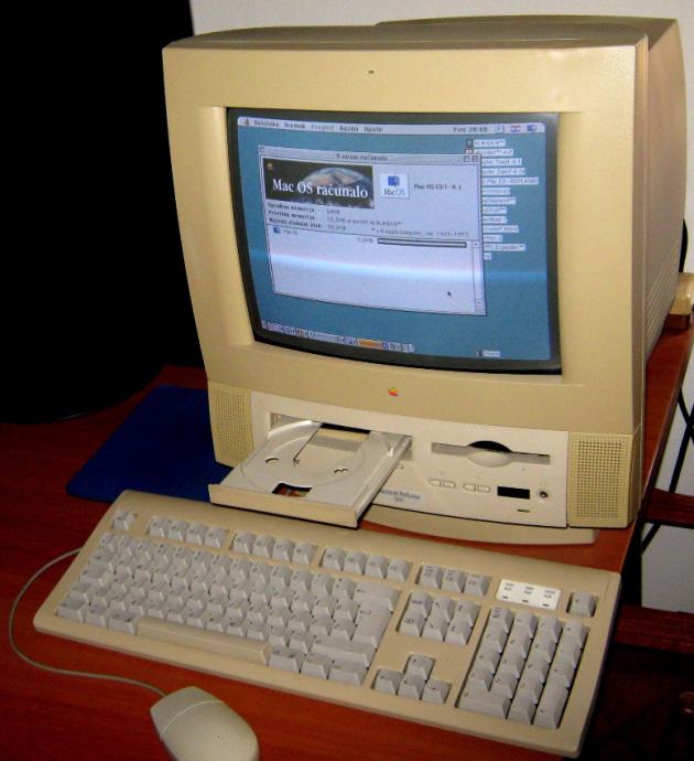 Apple Performa 5260 64/HD/CD/TV max oprema + printer