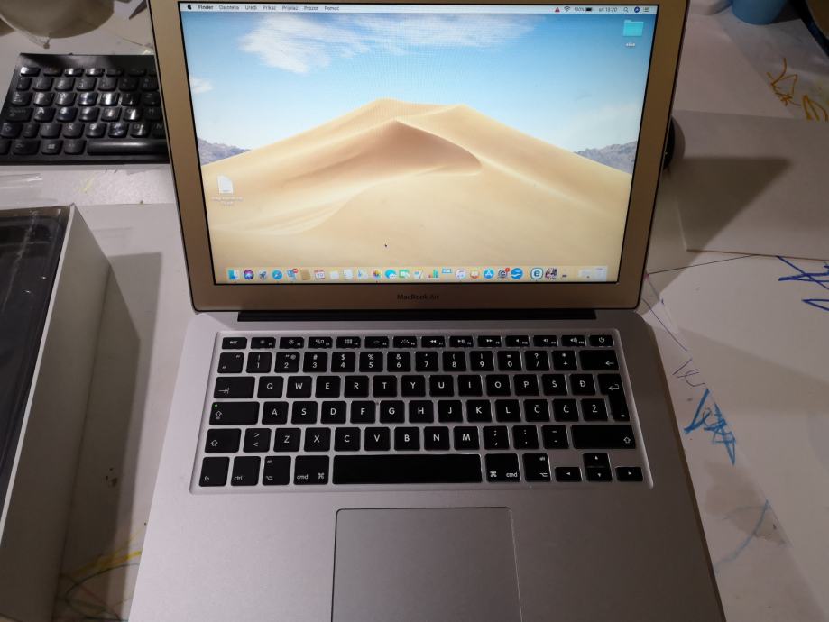 MACBOOK AIR 2017 model
