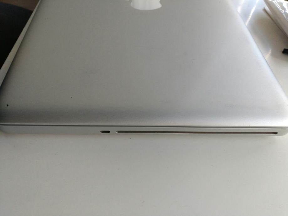 MacBook Pro, 13-inch, Mid 2010