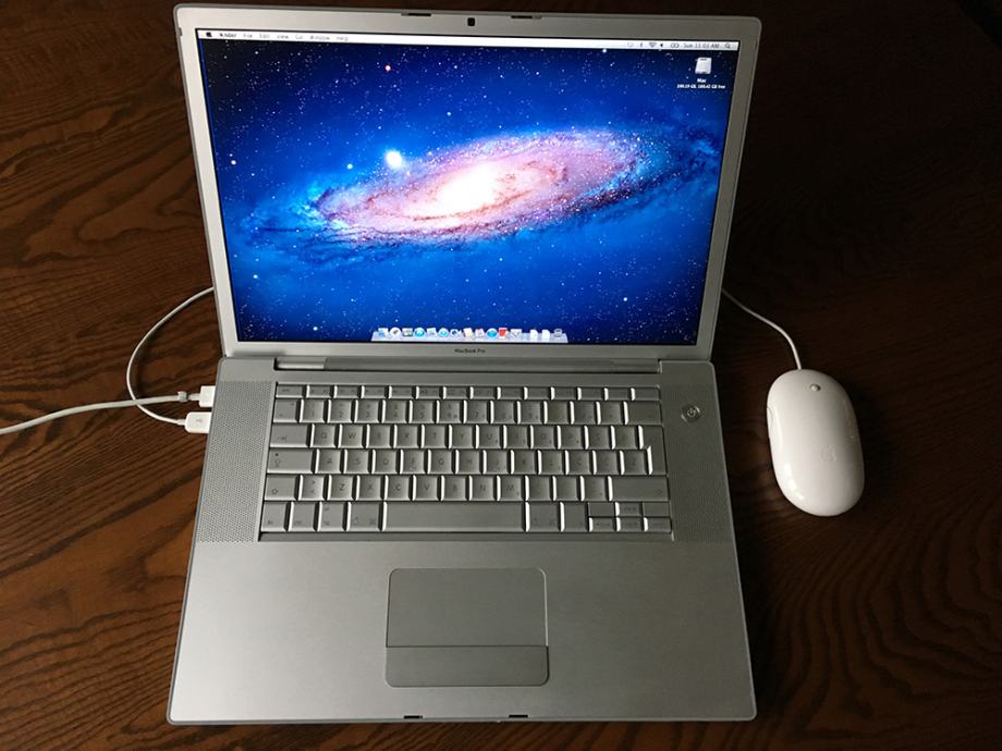 Macbook Pro 15” Mid/Late 2007, Intel C2D 2.2GHz, 4Gb RM, 200Gb HDD