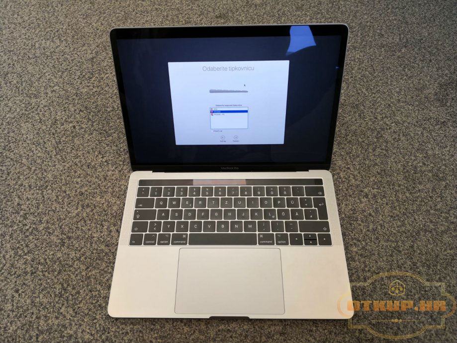 MacBook Pro A1706 Late 2016, i5 3,1GHz, 8GB RAM, 256Gb, 13,3 R1, RATE