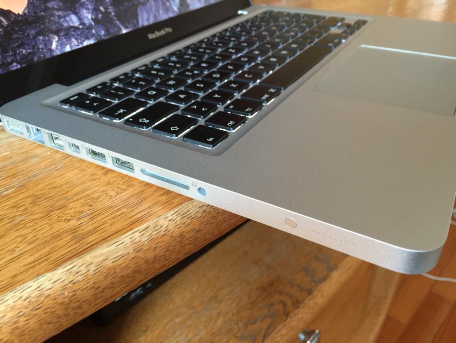 Macbook Pro i5 2,3 GHz,4Gb Ram,128 ssd Gb intel3000