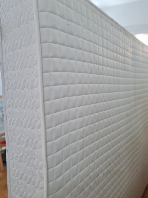 VISCO MEMORY PJENA MADRAC 180X200