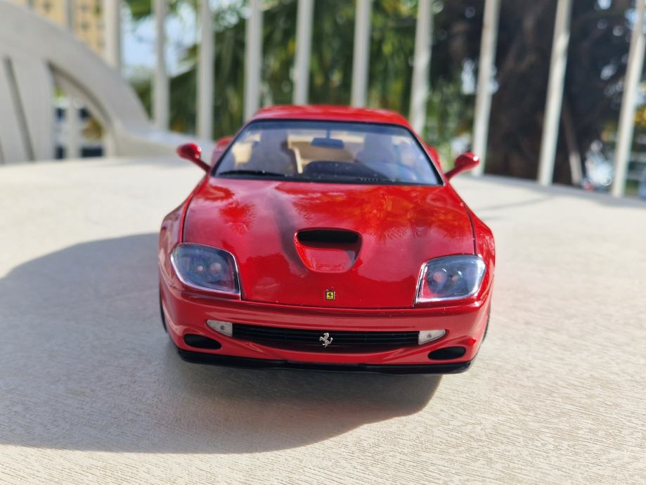 1:18 Ferrari 550 Maranello (UT Models)