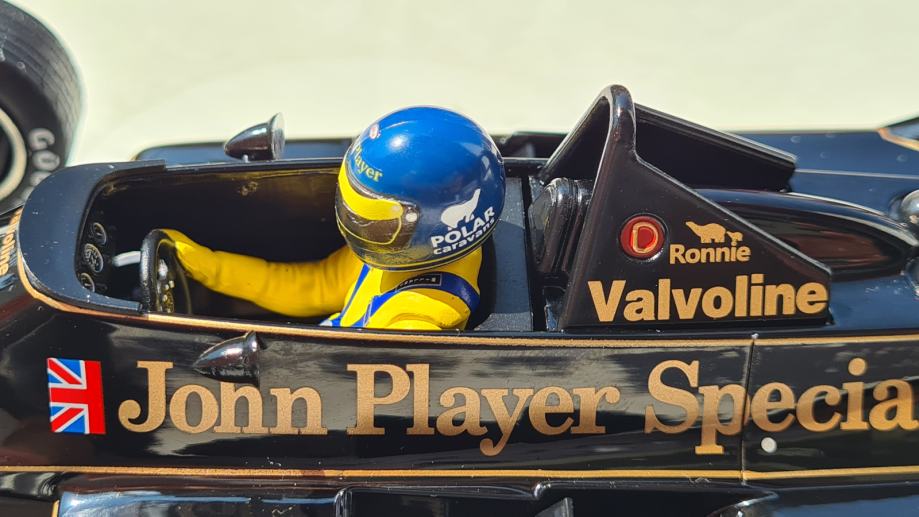 1:18 Lotus Ford 79 (vozač Ronnie Peterson) Formula 1