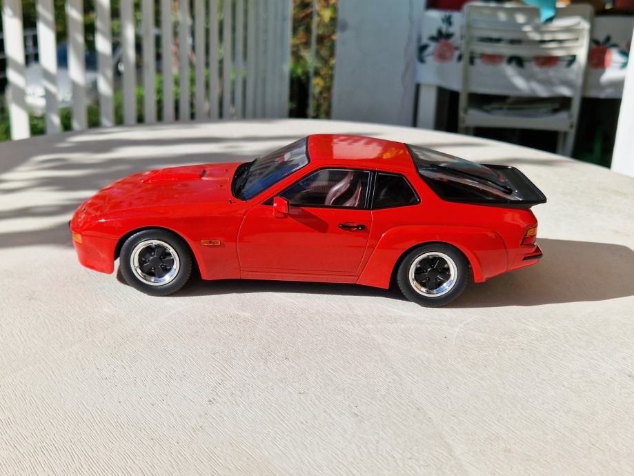 1:18 Porsche 924 Carrera GT (Model Car Group - MCG)