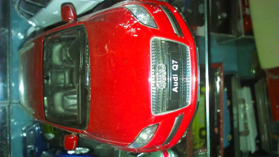 1/24 modeli auta autici pogledaj