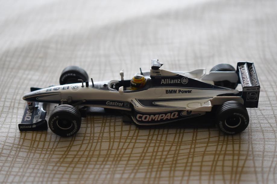 1:43 Ralf Schumacher Williams FW22 2000 Hotwheels Diecast Model