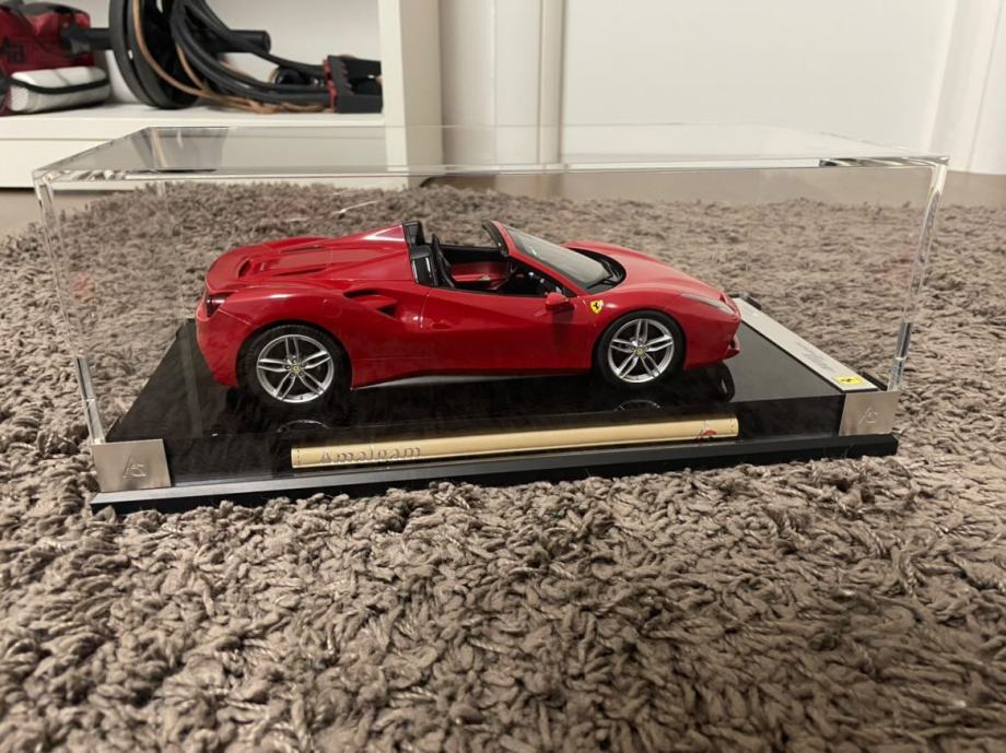 Amalgam collection Ferrari 488 Spider 1:18