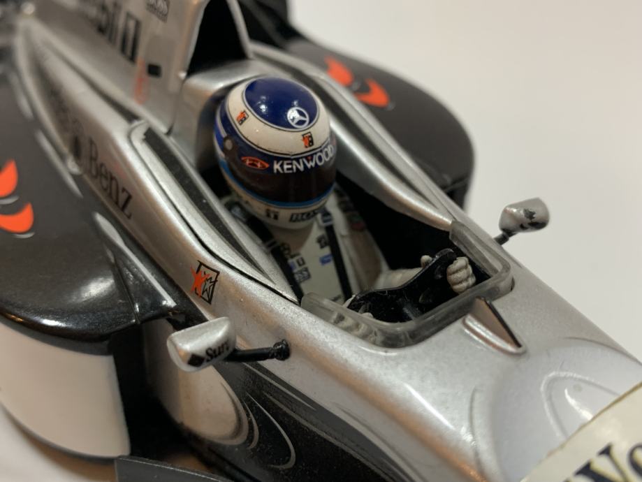 F1 McLaren Mercedes MP 4/12 iz 1997. Minichamps Paul’s model Art