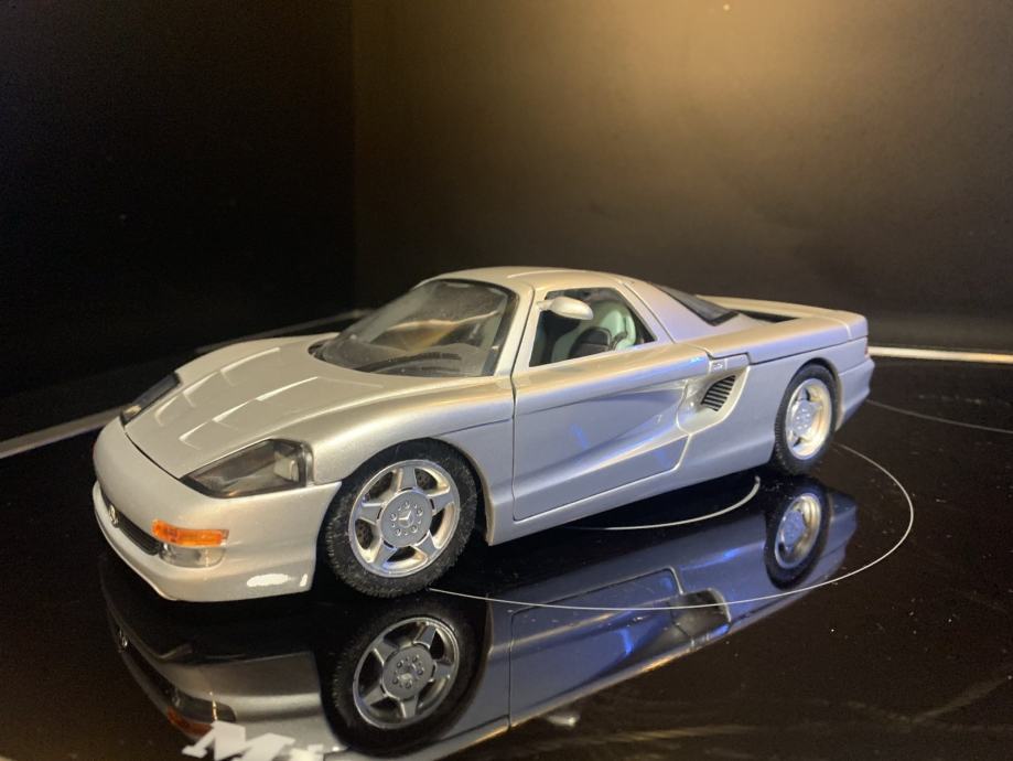 Mercedes C112 Concept iz 1991. Guiloy 1:18 model autic diecast maketa