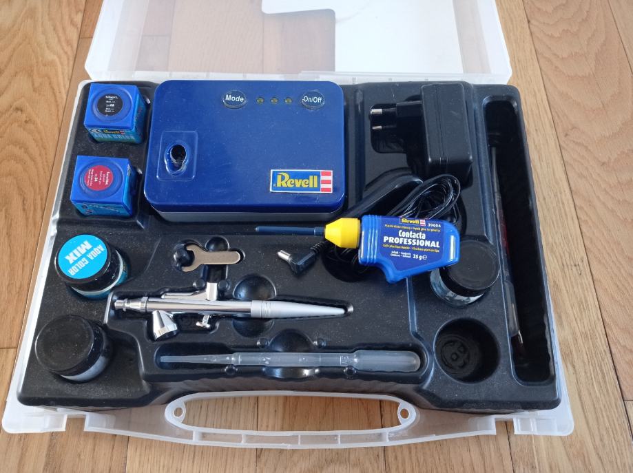 Revell Airbrush Basic Set