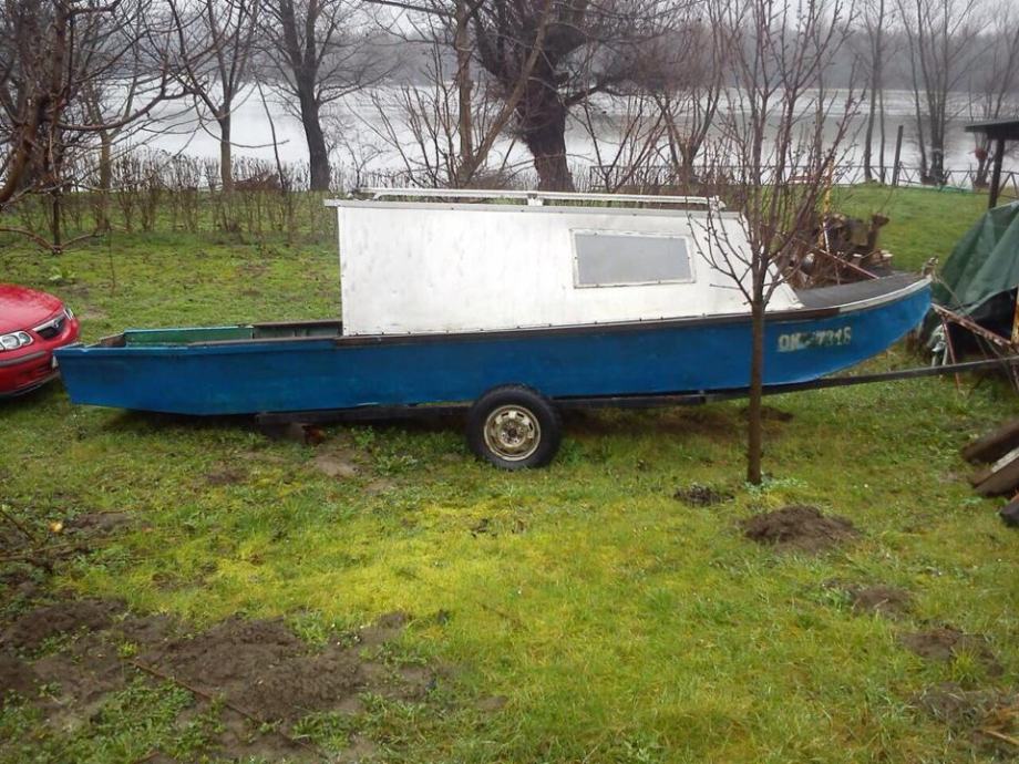 Aluminijski čamac s kabinom