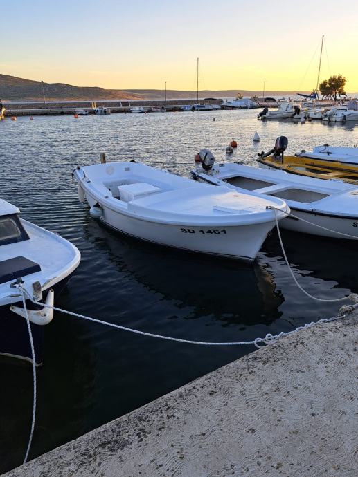 Brod Maestral 500 Greben , nazvati 0915086583