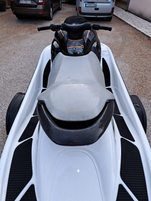 Yamaha WAVE RUNNER GP 1300 R , nazvati 0915086583