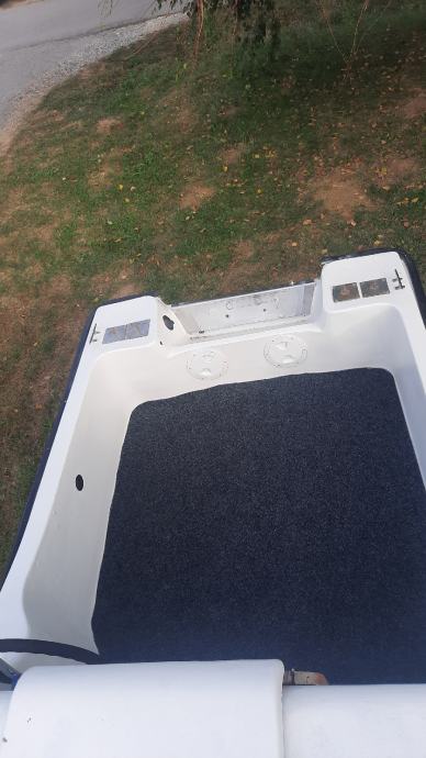 Čamac sa kabinom -Tiger Shark 4.2m