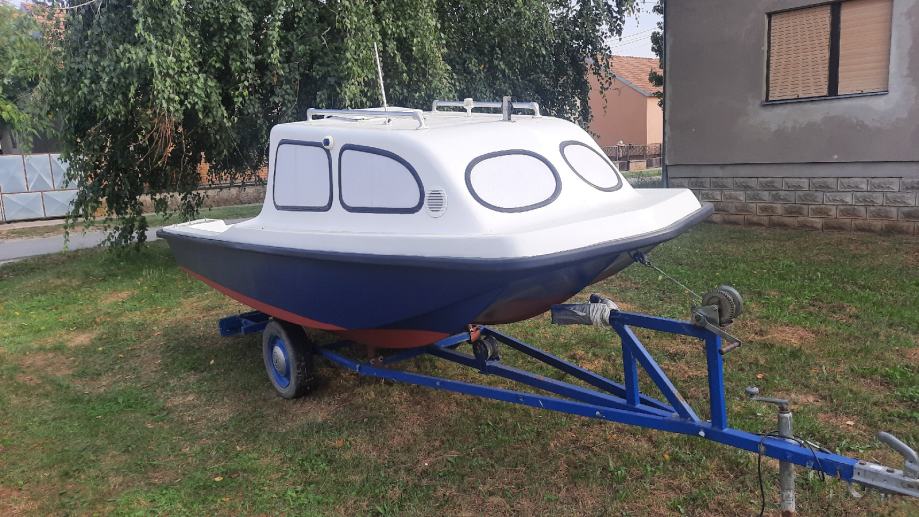 Čamac sa kabinom -Tiger Shark 4.2m