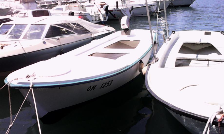 ELAN 490, sa vezom u Mrtvom kanalu