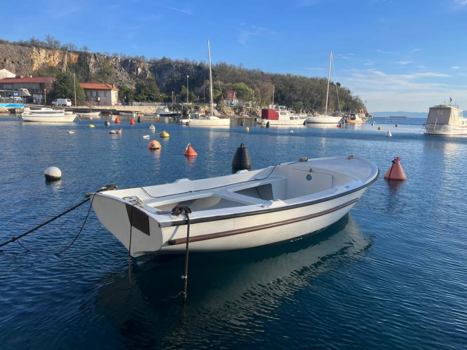 Elan Pasara 490 Hitno prodajem