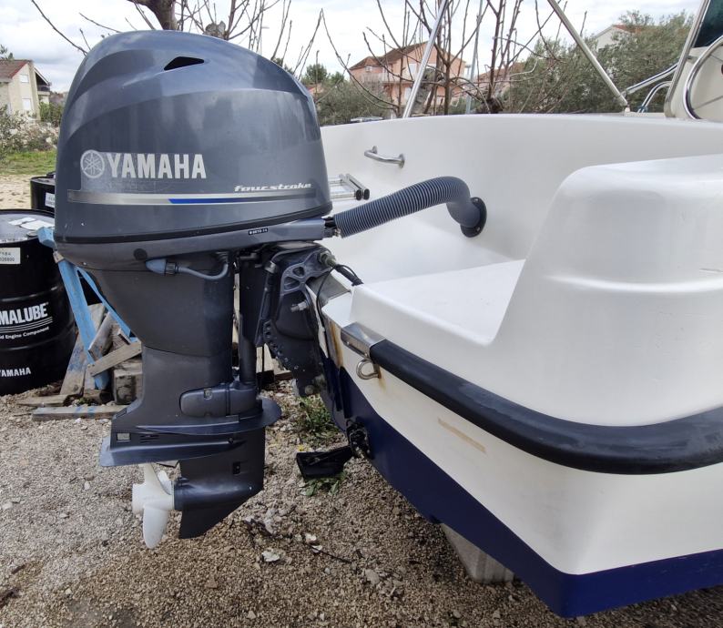 Gliser Elan Fisherman Open 15cc