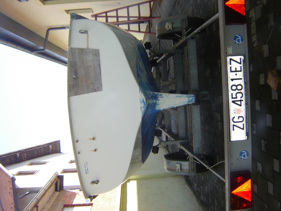 PASARA ELAN P-490 +MOTOR YAMAHA 10 KONJA+PRIKOLICA