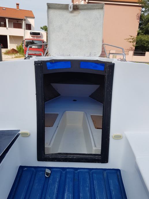 Pasara sa kabinom - Lasta Vodičanka