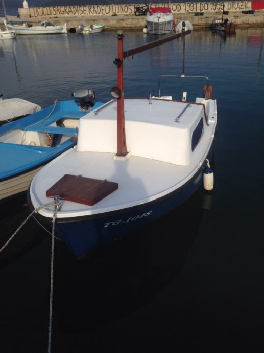 Pasara Maestral 500 (Greben), prodajem.