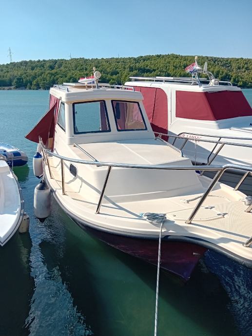 prodaja broda Damor 600