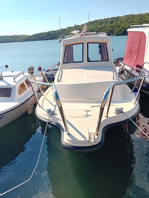 prodaja broda Damor 600