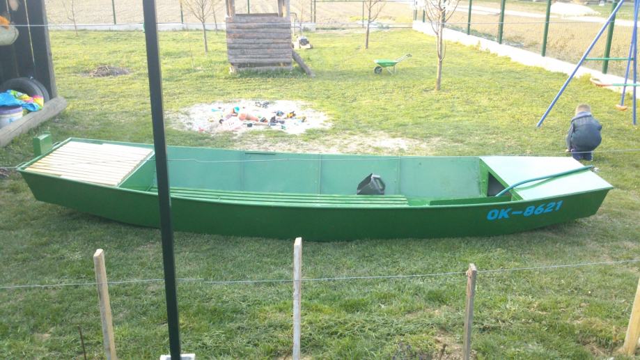 prodajem čamac limeni