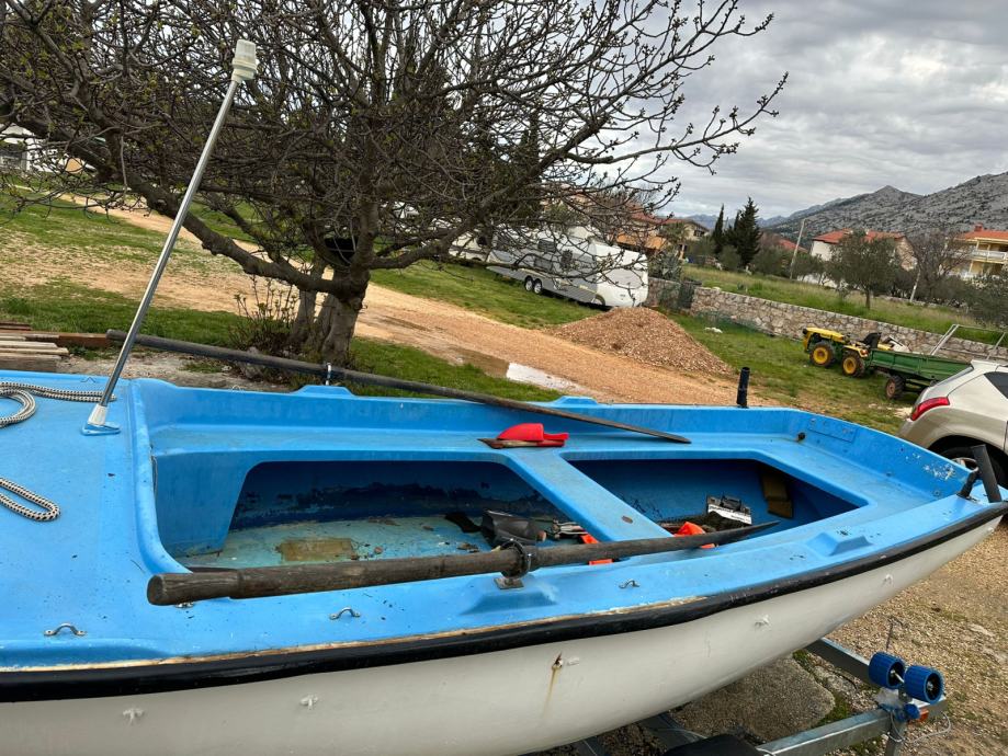 Prodajem Elan pasaru 490