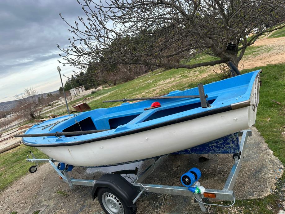 Prodajem Elan pasaru 490