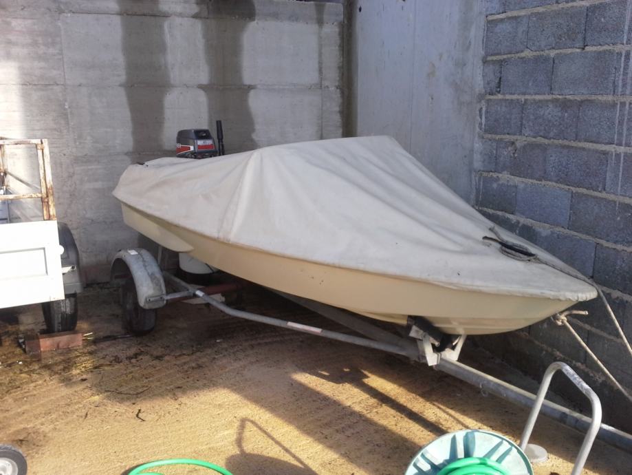 Prodajem mali gliser