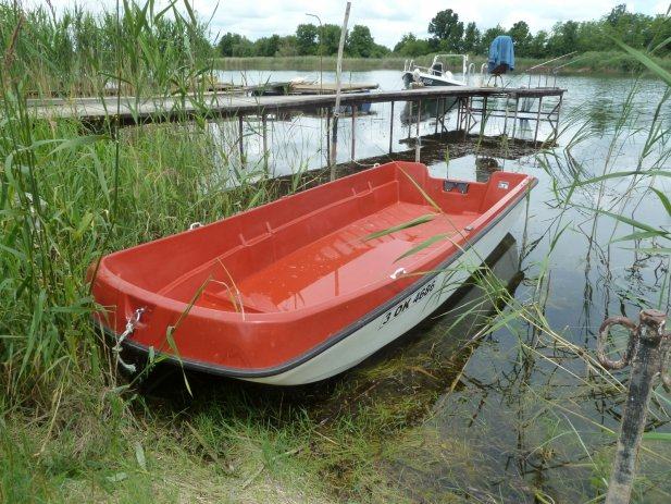 plastični čamac Super Shark trajno registriran NOV