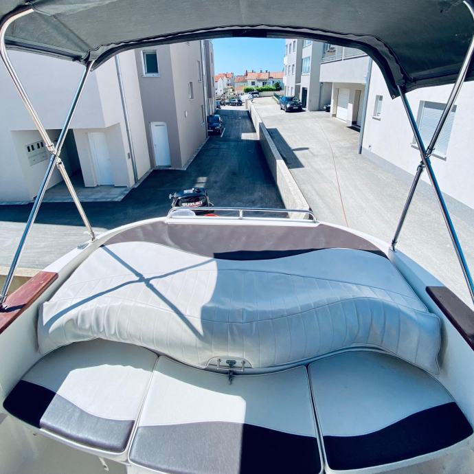 Quicksilver 650 Cruiser Mercruiser 4.3L