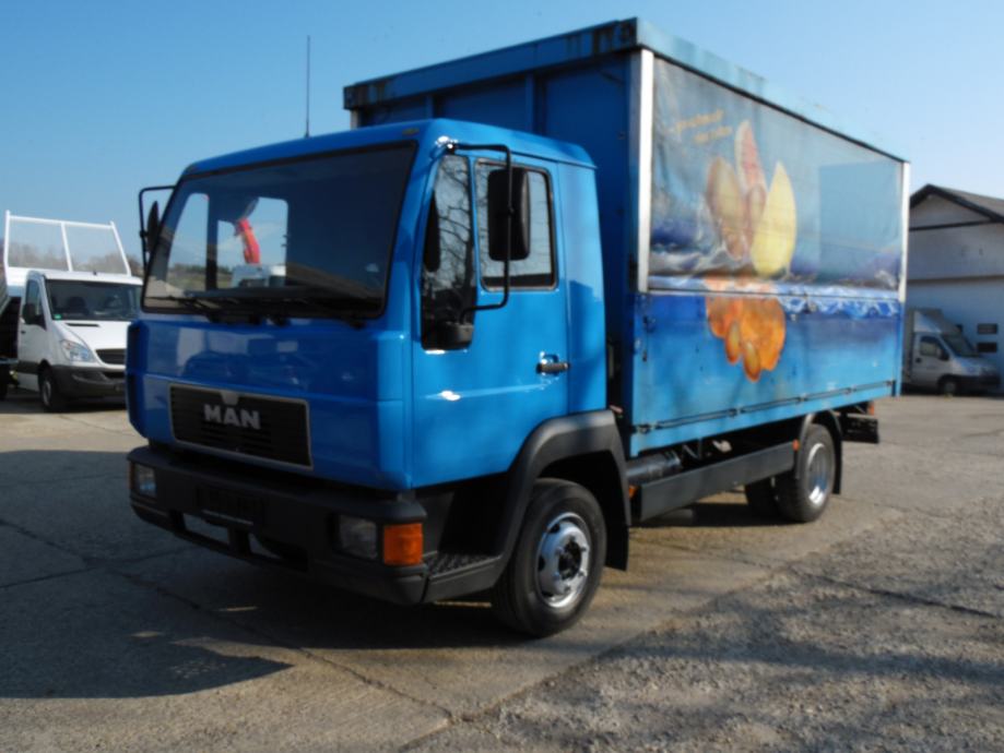 MAN 8.160,2001 g,4.6 m kratki za prijevoz piča, 2001 god.