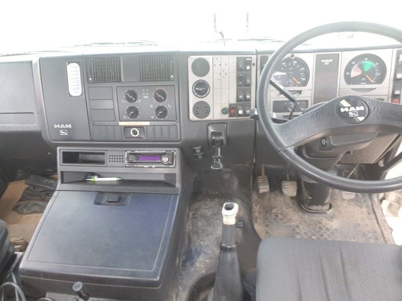 MAN F2000 26.403 FNLLC ABROLL, 1998 god.
