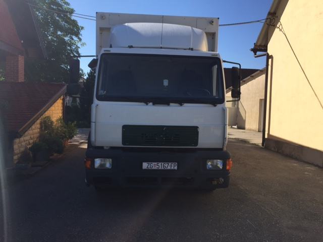 MAN LE 20.280 REG 03/2018, nove gume i cerada, utovarna rampa!!, 2000 god.