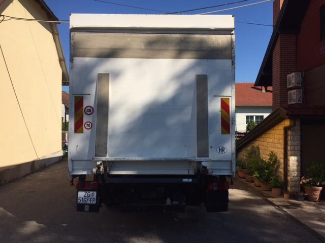 MAN LE 20.280 REG 03/2018, nove gume i cerada, utovarna rampa!!, 2000 god.